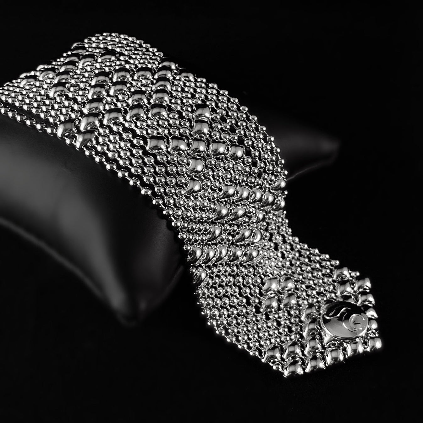 SG Liquid Metal Bracelet - 1.5 inch Wide Silver - Northern Lights Gallery